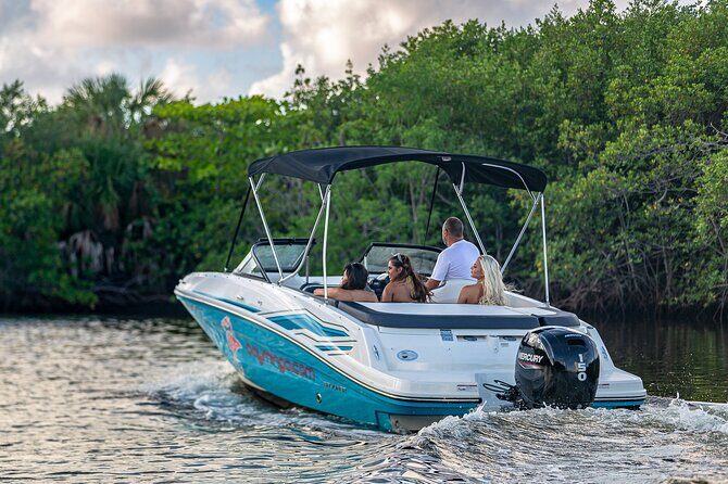 1 Hour-Relaxing Private Boat Tour - Fort Lauderdale (Up to 6 Pax) - A Closer Look at the Experience