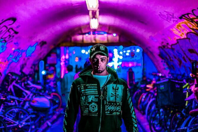 1 Hour Tokyo Cyberpunk Photo Session - Who Will Love This Experience?