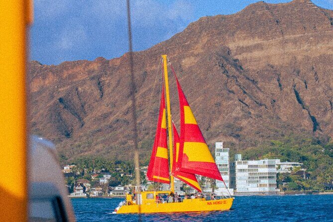 1 Hour Waikiki Sail on Na Hoku 3 Catamaran - Who Should Consider This Tour?