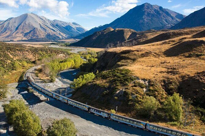 10 Day North to South Island NZ Private Tour from Auckland - Rolling Out the Itinerary: Day by Day