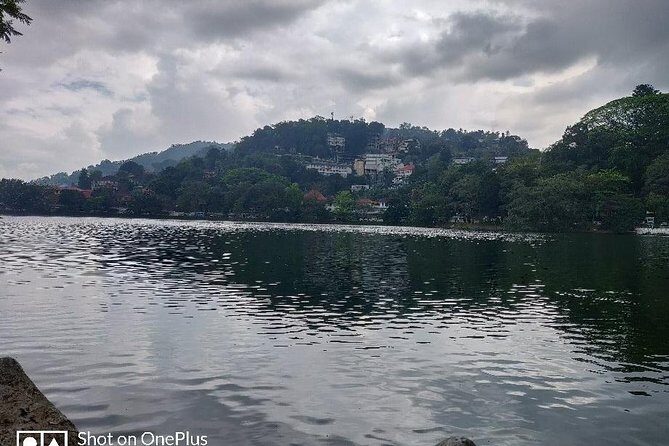 10 Day Round tour In Sri Lanka - FAQs