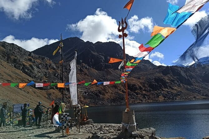 10 Days Langtang Valley and Gosaikunda Trek from Kathmandu - Authentic Mountain Life and Cultural Encounters