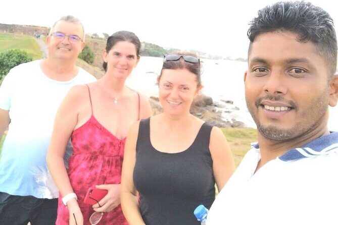 10 Days Sri Lanka Tour with Sujeewa - FAQs About the Tour