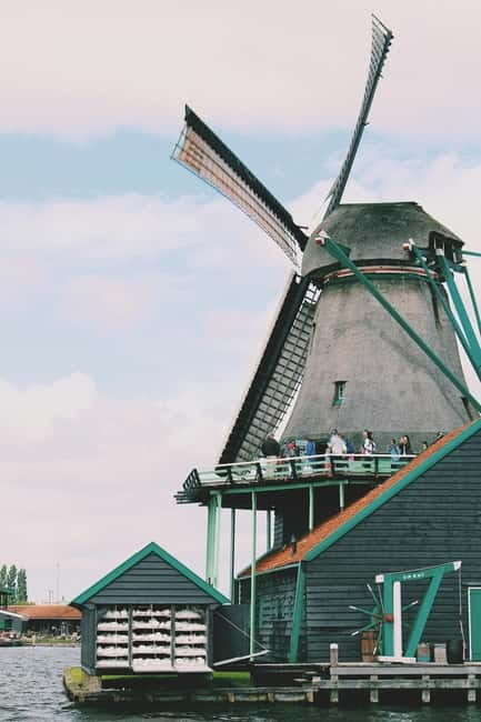 10-Hour Day Tour to Zaanse Schans and Giethoorn - An in-depth look at this full-day Dutch adventure