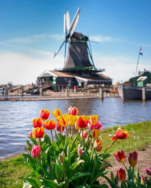 10-Hour Day Tour to Zaanse Schans and Giethoorn - Pricing and Value Analysis