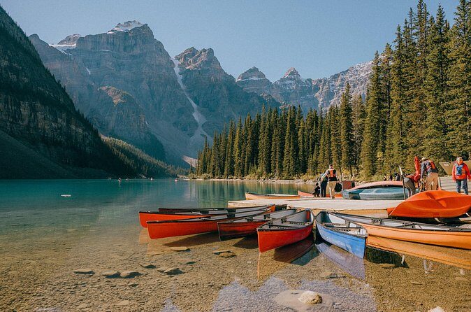 10 Hours Private Tour From Calgary: Lake Louise and Moraine Lake - Who Will Love This Tour?