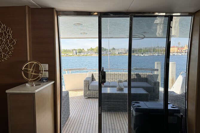 100 ft Maiora Super Yacht Rental long beach - What to Expect on Your Long Beach Yacht Cruise