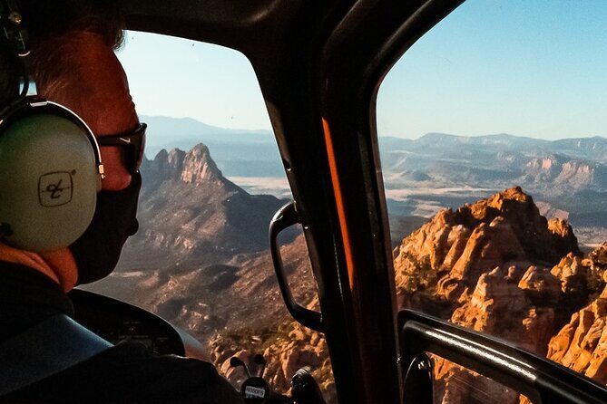 100 Mile Zion National Park Panoramic Helicopter Flight - Key Points