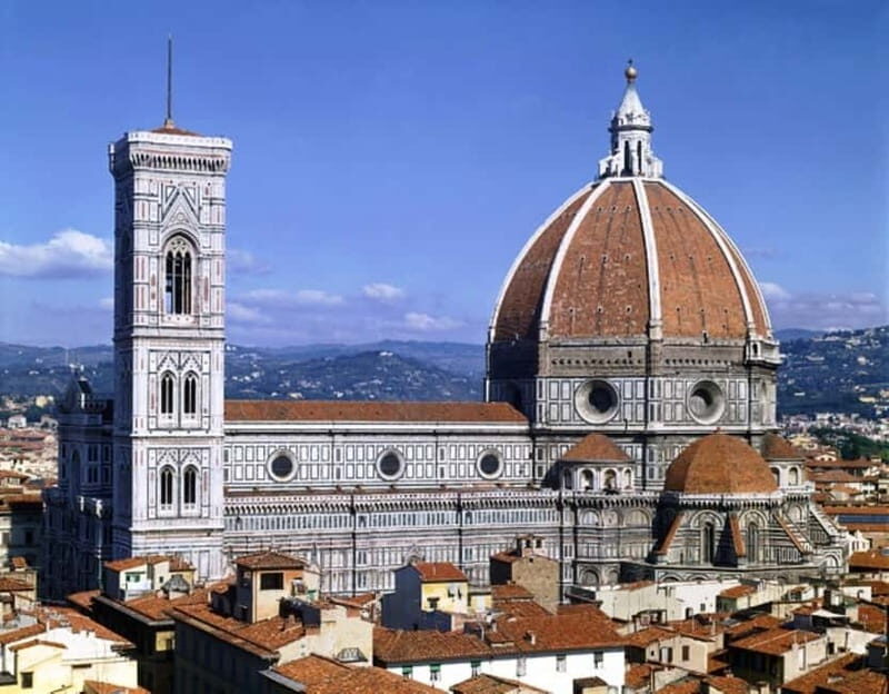 100% Tuscany! Chianti, Pinot & Supertuscan Wine Tour - An In-Depth Look at the Tuscany Wine & Cultural Tour