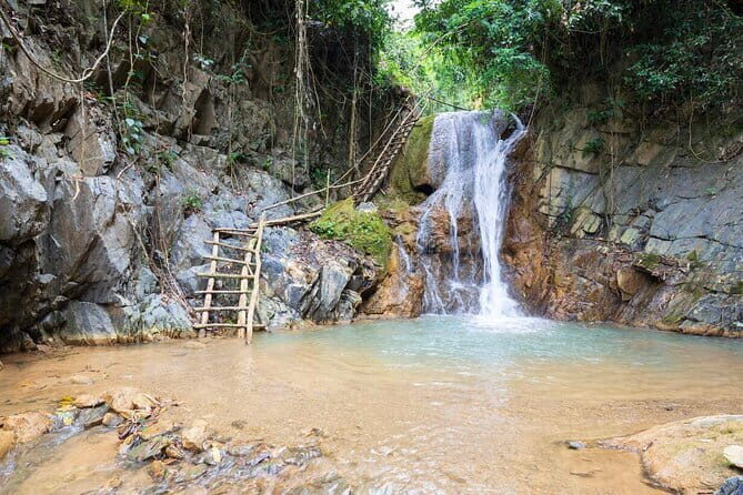 100 Water Falls Treking At Nong Khiaw(1 Day) - Introduction