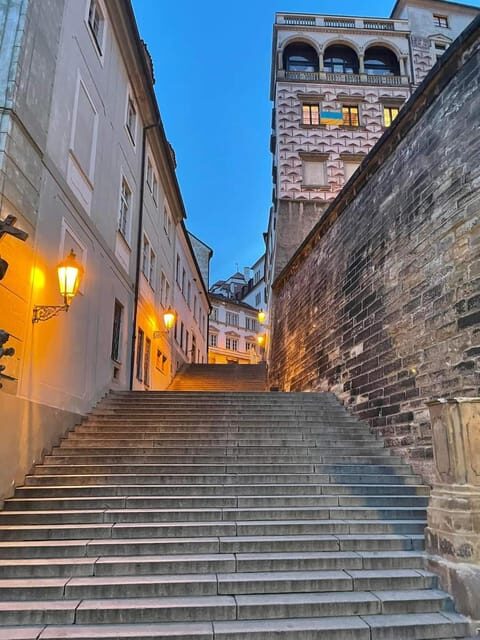 1000 years of history! Evening walking foodie tour - FAQ