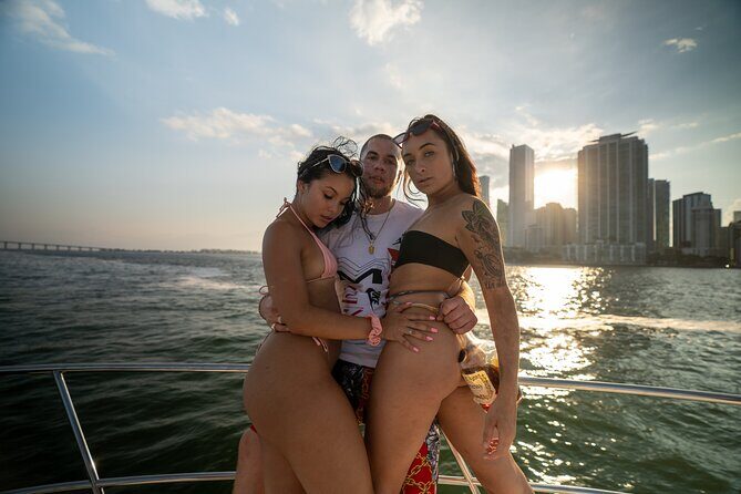 100ft 3 story mega yacht nightclub on the ocean with open bar - An In-Depth Look at the Miami Yacht Party Experience