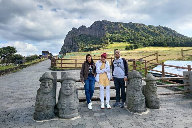 10Hours Private Guided taxi Driver tour in jeju island - Who Should Consider This Tour?