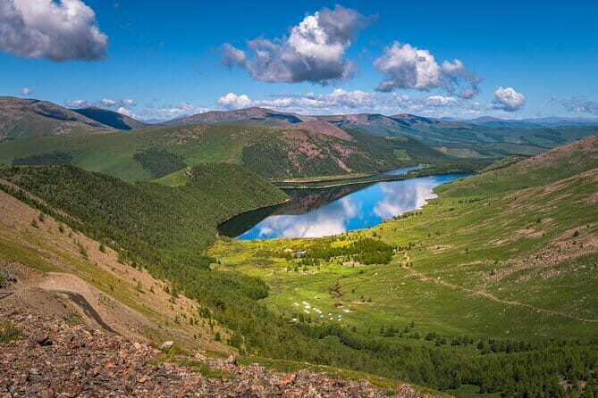 11-Day Private Horseback Riding in the 8 Lakes - An In-Depth Look at the Itinerary