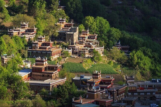 12-Day Private Tour to the Last Paradise--Sichuan to Yunnan - An In-Depth Look at the Itinerary