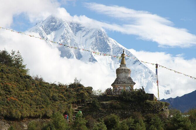 12 Days Private Everest Camp Base Tour from Kathmandu - Days 7-9: Approaching Everest’s Gateway