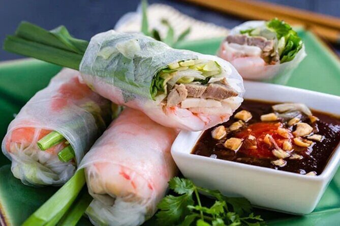 12 Tasting Street Food & Sightseeing By Scooter with Student - Transportation, Timing, and Practical Details