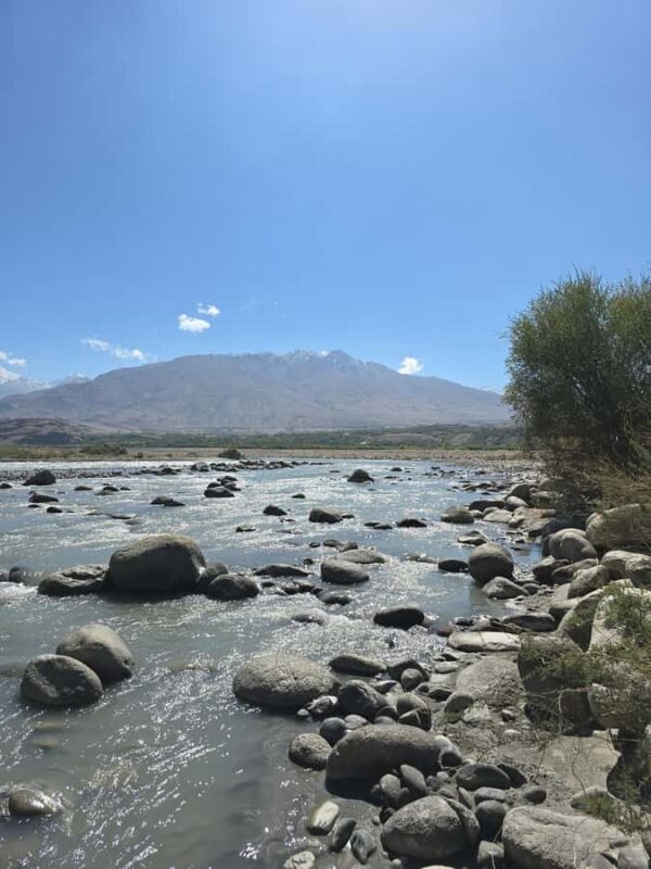 13-Day Pamir Adventure: Osh to Dushanbe in Soviet UAZ Van - An In-Depth Look at the 13-Day Pamir Highway Journey