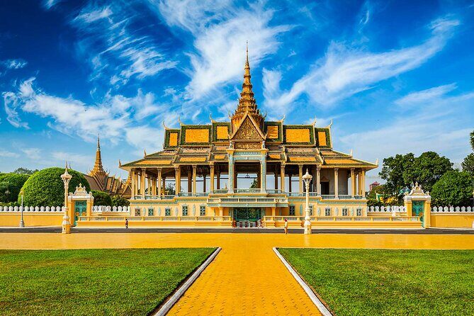13 Days Private Tour to Cambodia, Angkor Wat and Vietnam - An Extensive Breakdown of the 13-Day Itinerary
