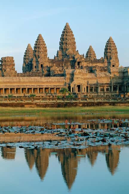 14-Day Vietnam & Cambodia Tour: Hanoi to Siem Reap - Exploring the Highlights: A Deep Dive