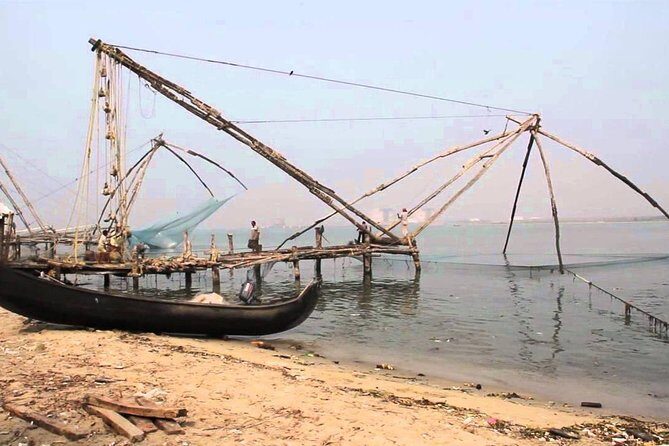 14 Days Golden Triangle tour with enchanting Kerala South India tour - The Value for Your Money