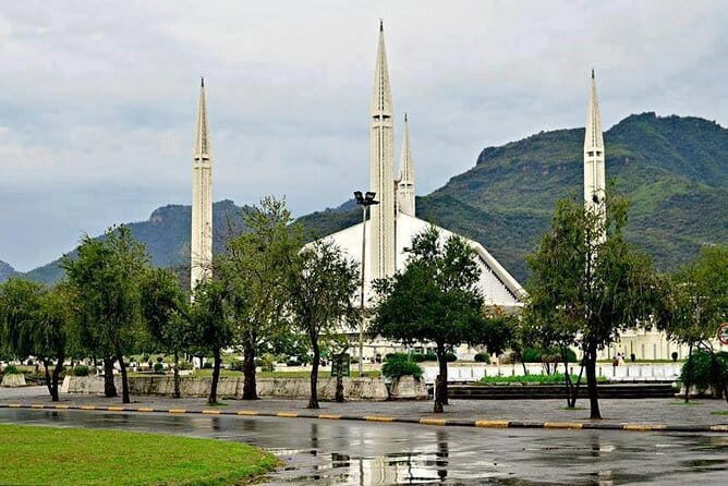 16 Days North Pakistan Autumn Tour Book Now 2025-26 - The Sum Up