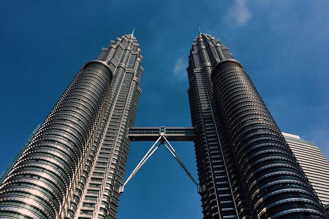 #17-19Hrs Kuala Lumpur MPV Day Tour from Singapore w' Tour Guide - Discover Kuala Lumpur in a Day: An Honest Review of the Singapore to KL Private Tour