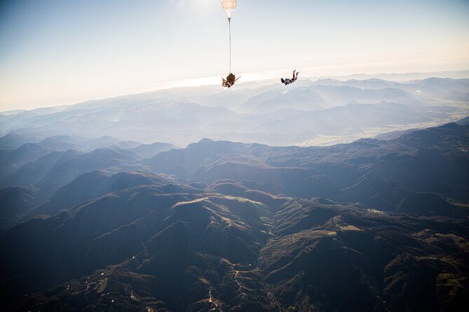 18,000ft Tandem Skydive over Abel Tasman - An Overview of the Experience