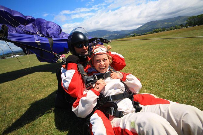 18,000ft Tandem Skydive over Abel Tasman - What’s Included and What’s Not