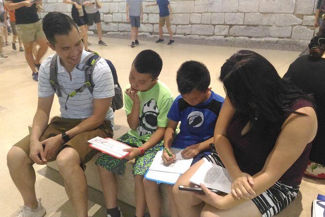 1h30 - Louvre Highlights optional 'families with kids' - Eng/Esp - What Real Travelers Say