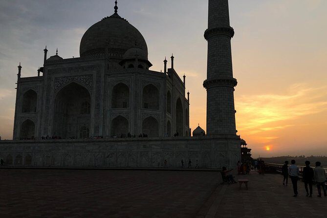 1Night & 2Days Agra & Jaipur Transportation with local guiding experience - What the Tour Includes and What You Can Expect