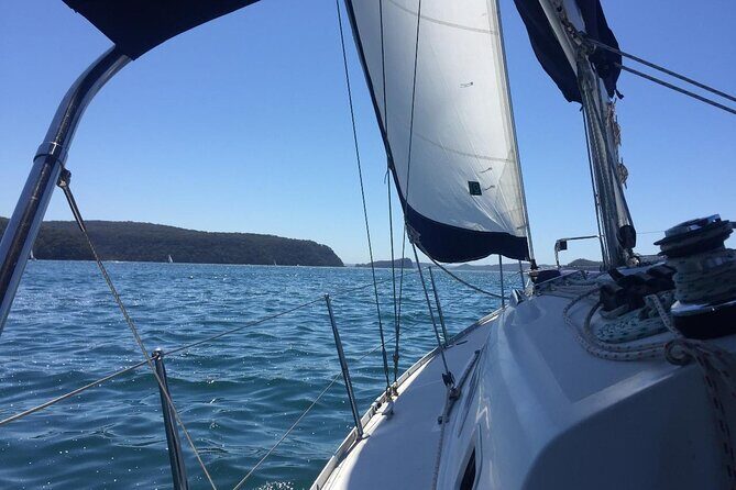 2 1/2 Hr Private Skippered Yacht Charter and Platter on Pittwater - A Relaxed Day on Sydney’s Pittwater: Private Yacht Charter & Platter Experience