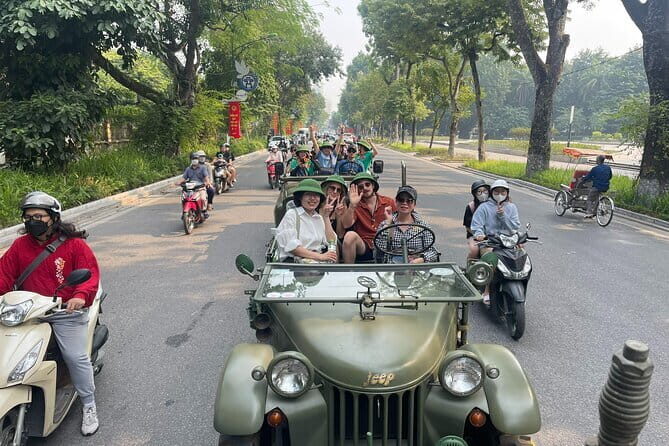 2.5 Hour City Ride of Saigon By Open Army Jeep - Key Points