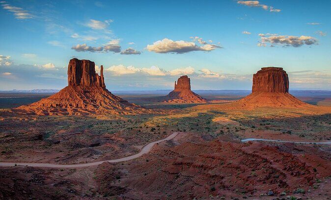 2.5 Hours of Monument Valley's Backcountry 4×4 Tour - Key Points