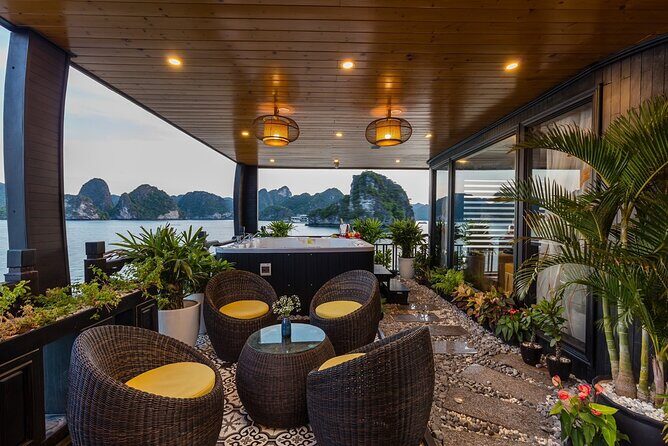 2-day 1 night La Regina Legend Cruise 5 star - Visit Halong Bay and Lan Ha Bay - The Cruise: Comfort, Activities, and Authenticity