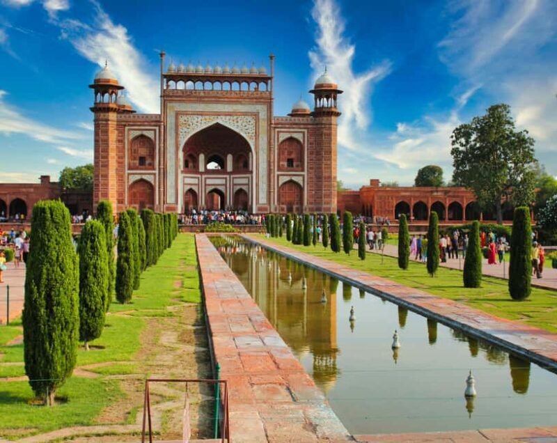 2-Day Agra Tour from Delhi: Visit Taj Mahal at the Sunrise - Sunset at Mehtab Bagh: A Moment of Calm