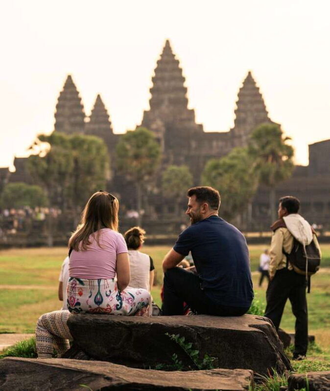 2-Day: Angkor Temple Treasures and Unique Floating Lifestyle - Introduction to the Tour Experience