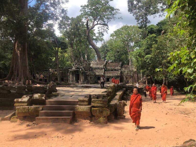 2 Day Angkor Wat Private Tour - Day 2: Remote Temples and Floating Village