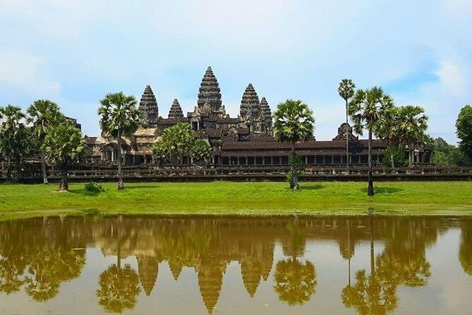 2-Day Angkor Wat Tour from Bangkok - The Itinerary Breakdown
