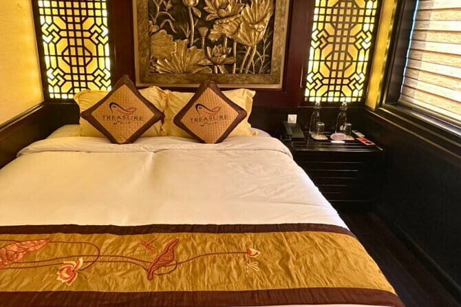 2-Day Bai Tu Long Bay Cruise Tour in Vietnam - Exploring the Itinerary: A Full Breakdown