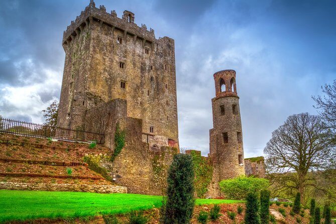 2-Day Cork, Blarney Castle and Ring of Kerry Rail Trip from Dublin - Day Two: The Ring of Kerry and its Stunning Scenery