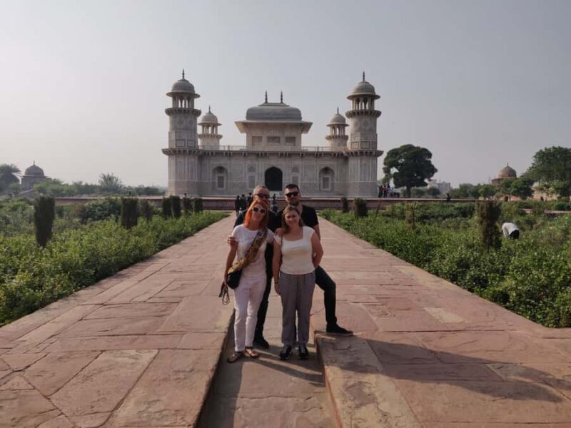 2-Day Delhi & Agra Private Tour: Taj Mahal, Old & New Delhi - Exploring Agra: History & Craftsmanship