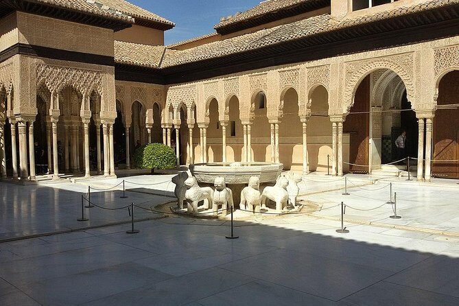 2-Day Granada Tour from Seville Including Skip-the-Line Access to Alhambra Palace and Arabian Baths - Inside the Tour: What You’ll Experience