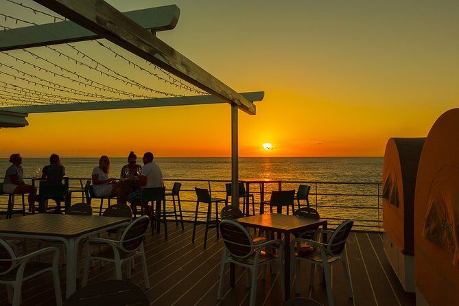 2 Day Great Barrier Reef "Reefsuites" Experience - The Sum Up