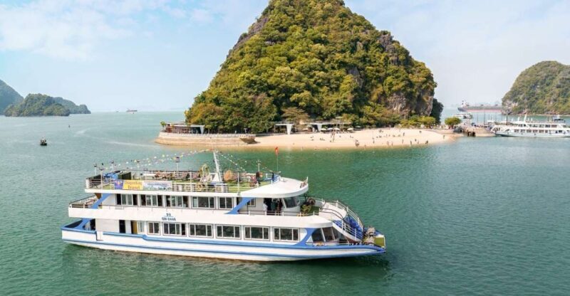 2-Day Ha Noi - Ninh Binh - Ha Long Bay Highlights Tour - Day 2: The Majesty of Halong Bay