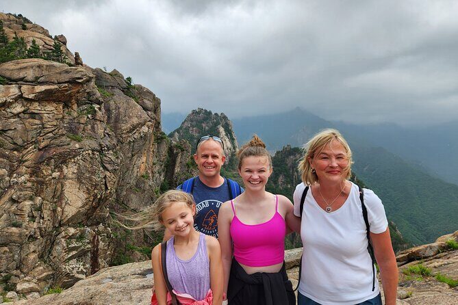 2-Day Hike through the Scenic Valleys of Mt. Seoraksan from Seoul - Day 2: Cultural Immersion and Mountain Views