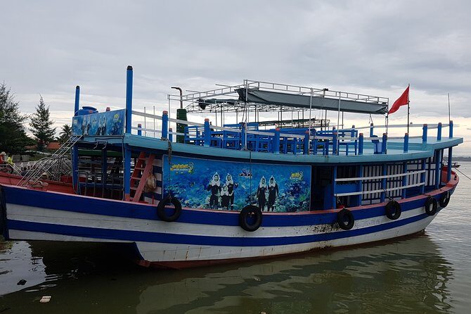 2-Day Hoi An and Cham Island Private Guided Tour with Sea Trek - Day Two: Marine Adventures and Authentic Seafood