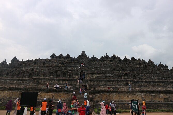 2-Day Java Tour from Bali Including Yogyakarta and Borobudur Temple - FAQs