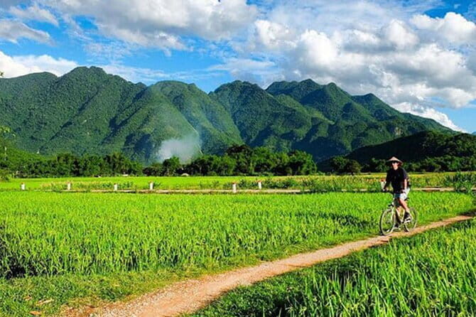 2 Day Mai Chau Classic Group Tour - Exploring the Scenic Route from Hanoi to Mai Chau