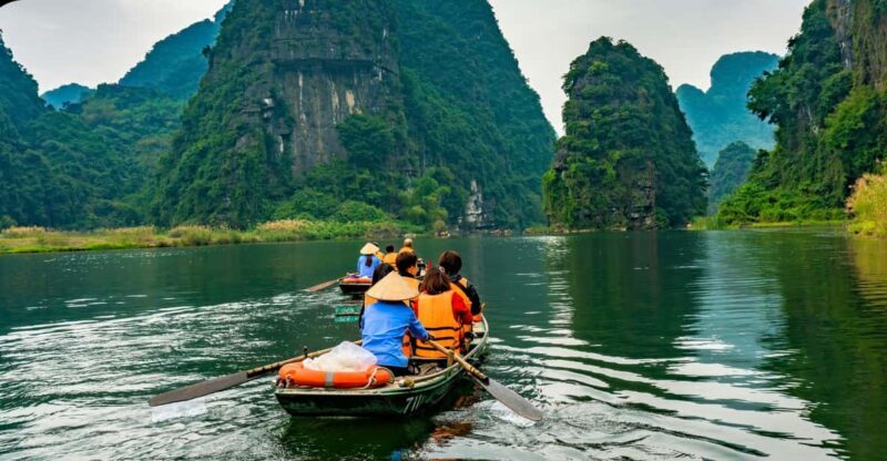 2-Day Ninh Binh: Hoa Lu, Trang An, Mua Cave & Cuc Phuong - Who Will Love This Tour?